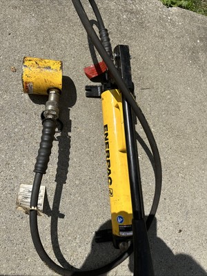 Enerpac P-39 Single Speed Hydraulic Hand Pump With 20 Ton Cylinder ...