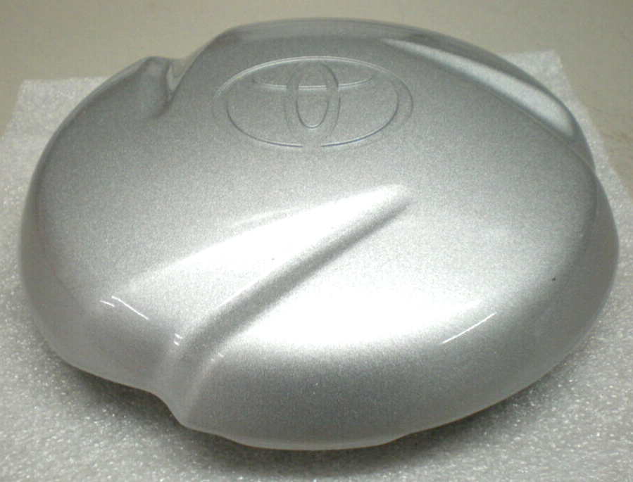 2000 - 2007 Toyota Sequoia Tundra Silver Painted OEM Center Cap P/N ...