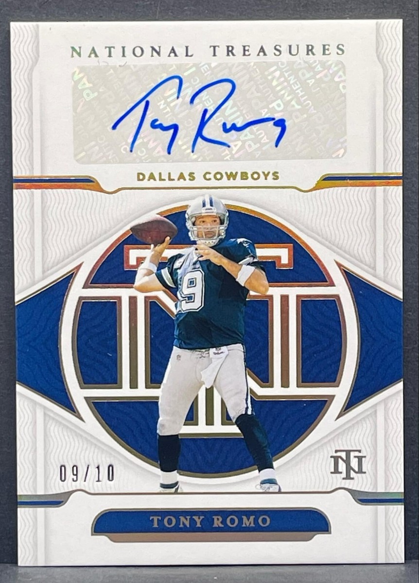 Tony Romo Signed Tony Romo Signs Autographs, Takes Photos With Fans At