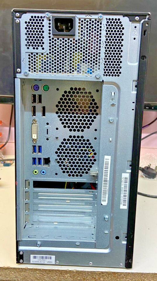 Fujitsu Esprimo P757 Desktop PC - i7-7700 - 4GB RAM - 256GB SSD - OS ...