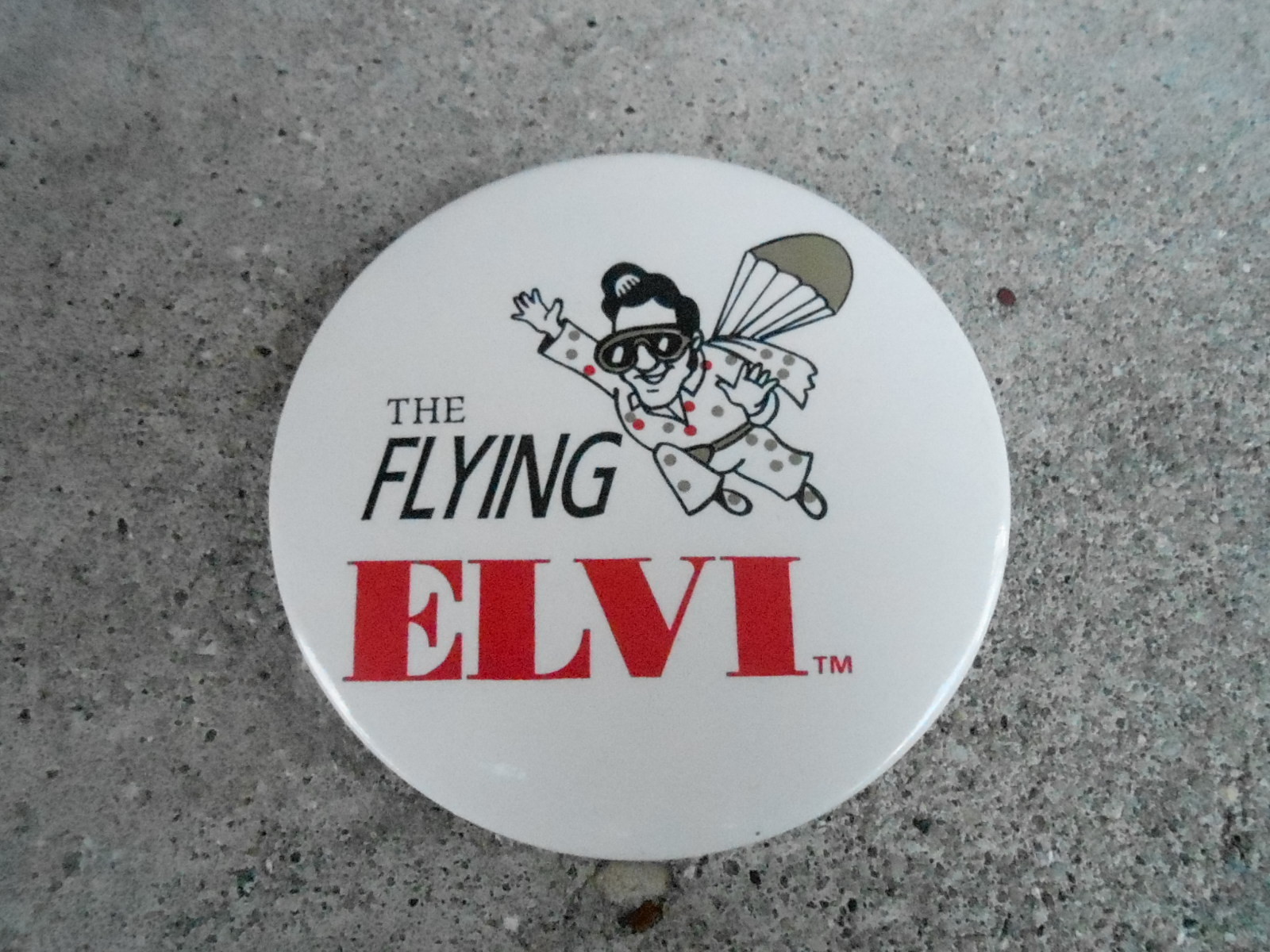 VINTAGE 3" PROMO PINBACK BUTTON #114-032 FLYING ELVI ELVIS | eBay