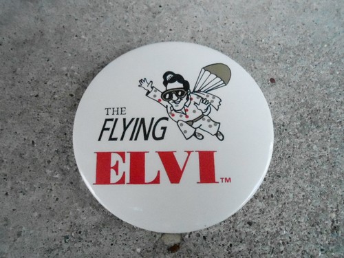 VINTAGE 3" PROMO PINBACK BUTTON #114-032 FLYING ELVI ELVIS | eBay