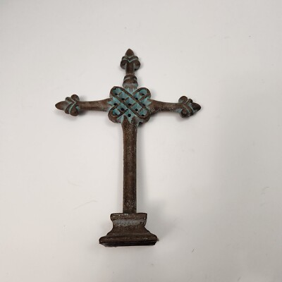 Crucifixes & Crosses - Vintage Cast