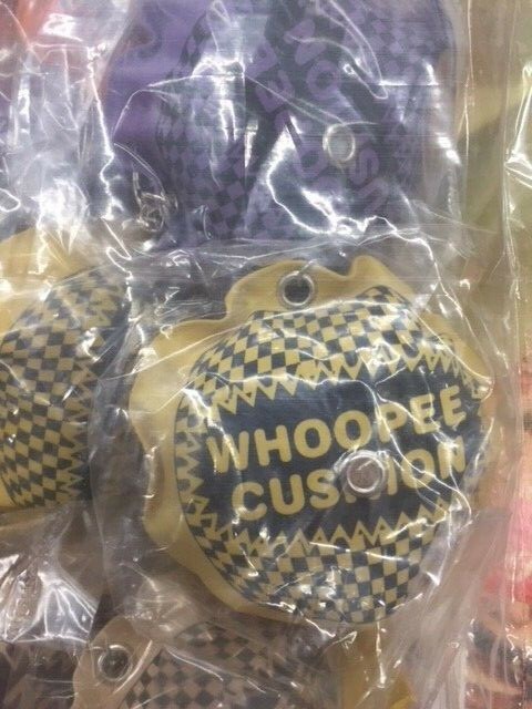 WHOOPIE CUSHION KEY RING SS ADAMS factory overstock Razzberry cushion ...