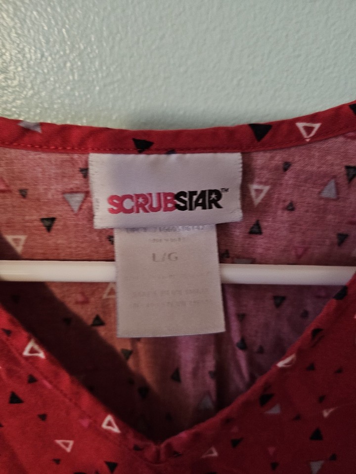 Scrubstar Brand Triangles On Red Scrub Top - sz L | eBay