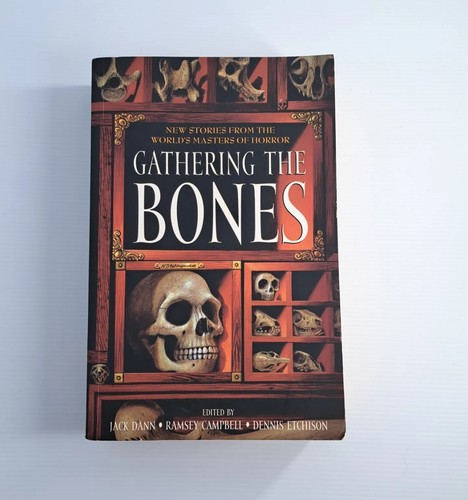Gathering The Bones from The Masters Of Horror L paperback book PB1 | eBay