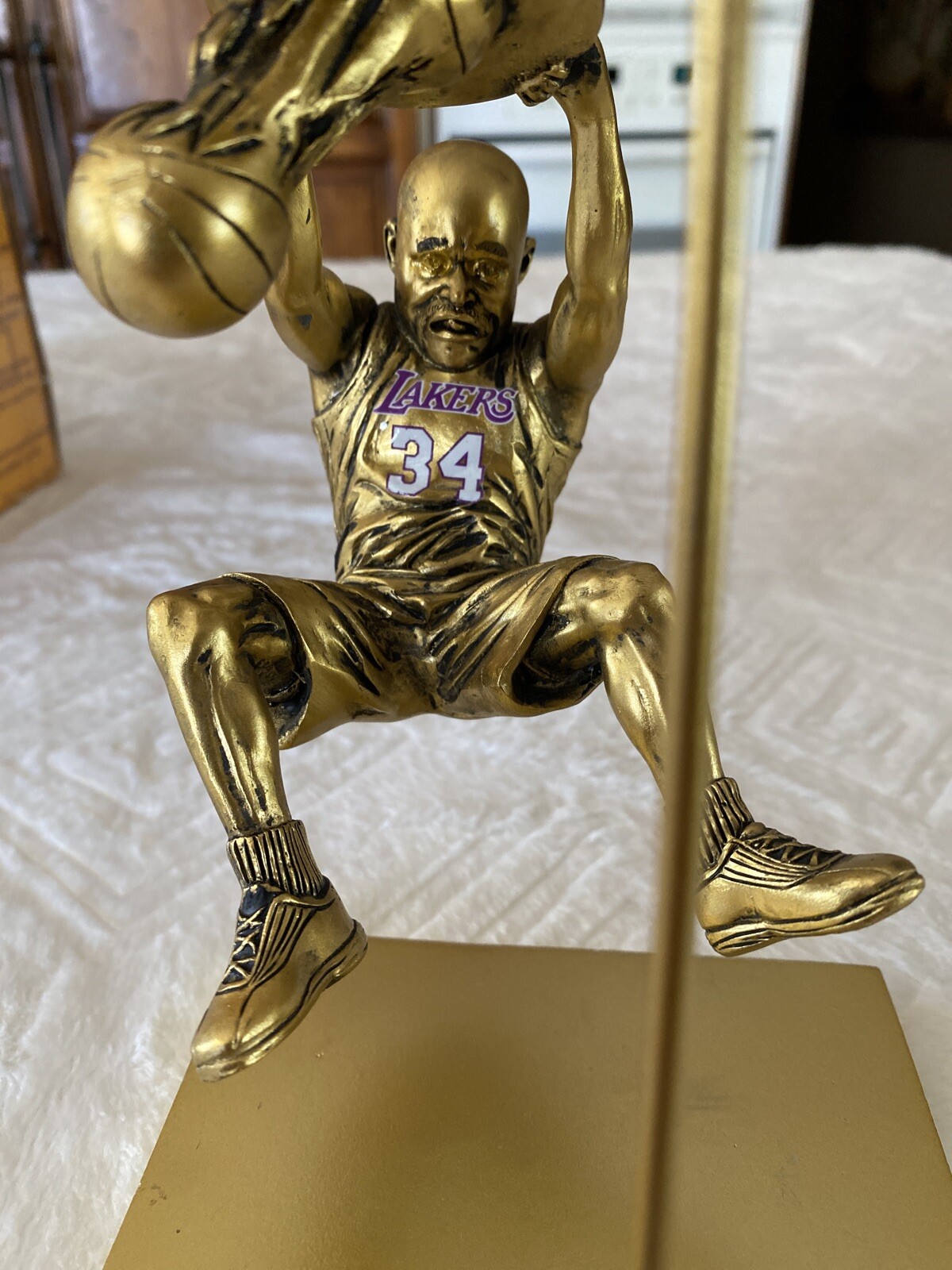 Vintage Shaquille O'Neal Slam Dunk staple center Figure statue gold ...