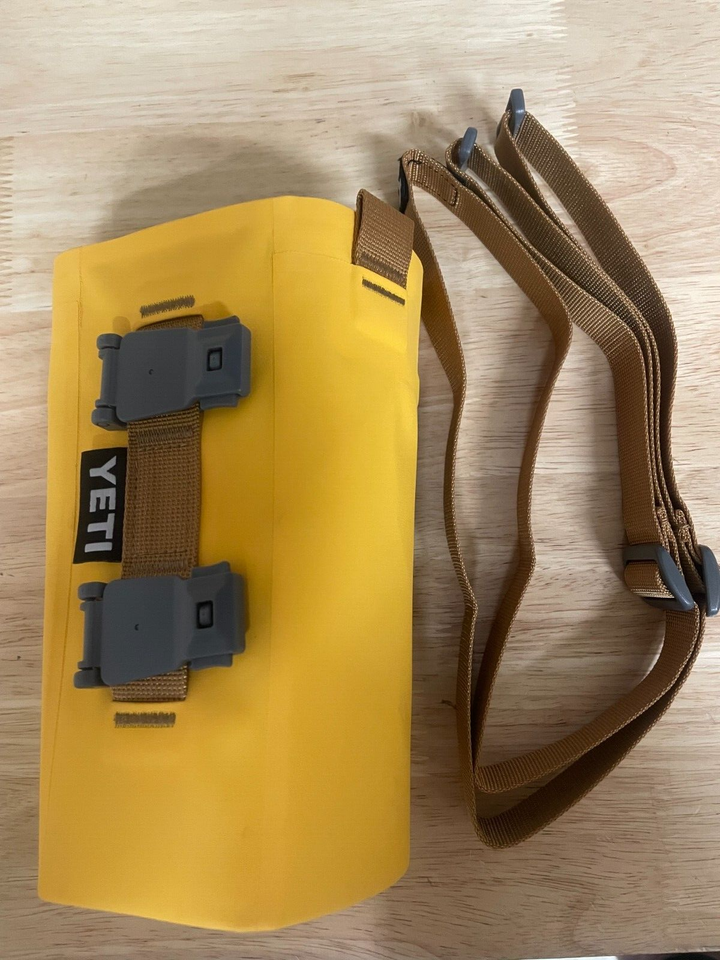 YETI LARGE Alpine Yellow RAMBLER 26 36 Ounce Bottle Sling New w/o tags ...