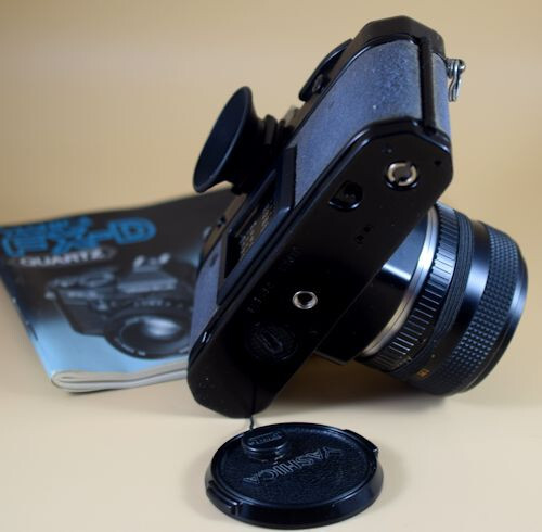 Yashica FX-D Quartz 35mm Film Camera with 50mm Lens MINT - WORKS FINE ...