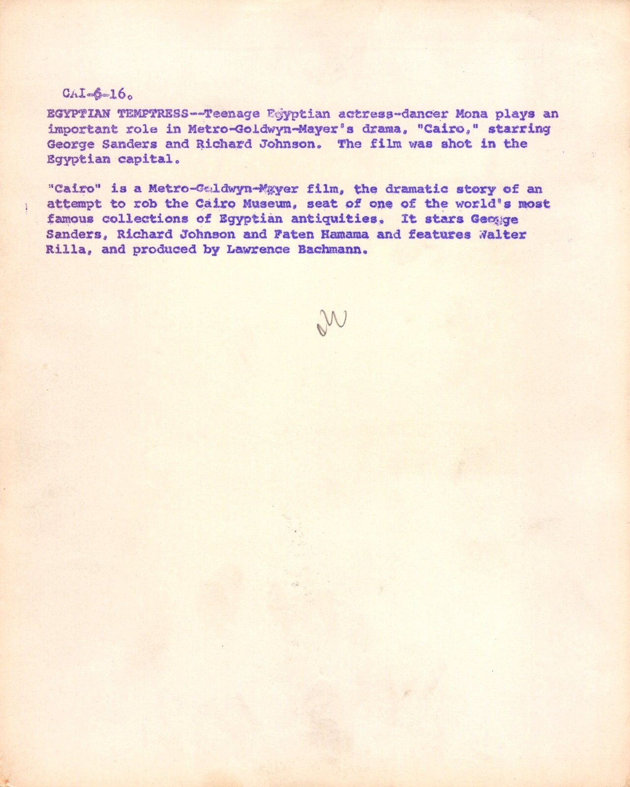 Mona Saxena in Cairo (1963) 🎬⭐ Hollywood beauty - Leggy Cheesecake ...