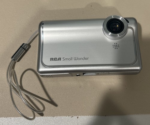 RCA Small Wonder White Camcorder Model EZ101 Tested Working! | eBay