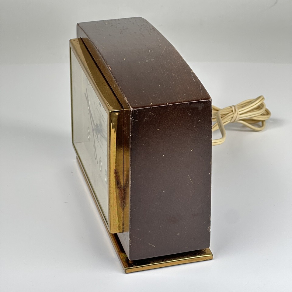 Vintage GE Telechron 7H188 “Candlewick" Electric Desk Clock & GE ...