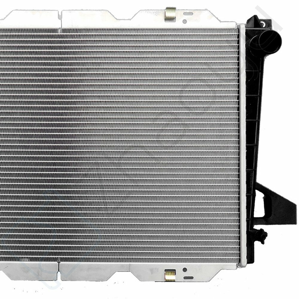 Aluminum Radiator CU1451 for Bronco Pickup F150 F250 F350 F53 S-Duty 5. ...