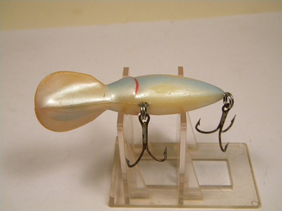 Vintage The Producers Willys Worm Pearl Blue rattle crankbait lure | eBay