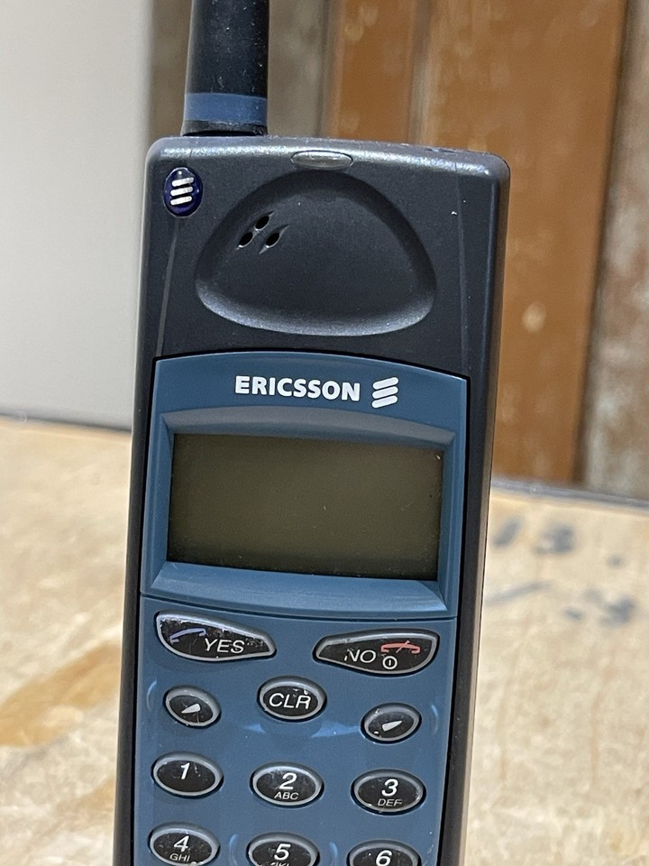 Ericsson A1018s Mobile Phone Spares Or Repair Prop Brick Phone 1999 ...
