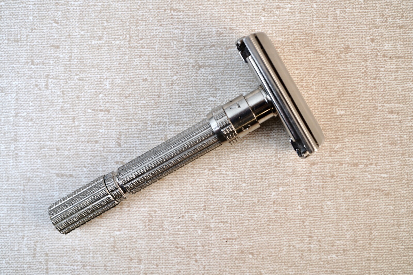Vintage 1966 L-3 Gillette Slim Adjustable Double Edged Safety Razor | eBay