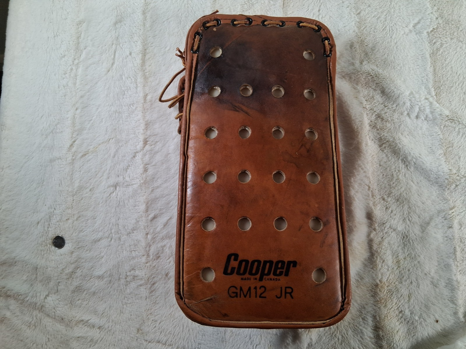 Vintage Cooper Goalie Super Pro Trapper Gm21 Gm 21 and Blocker GM12 Jr ...
