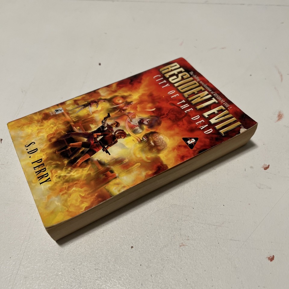 Resident Evil City Of The Dead S. D. Perry First Pocketbooks Printing ...
