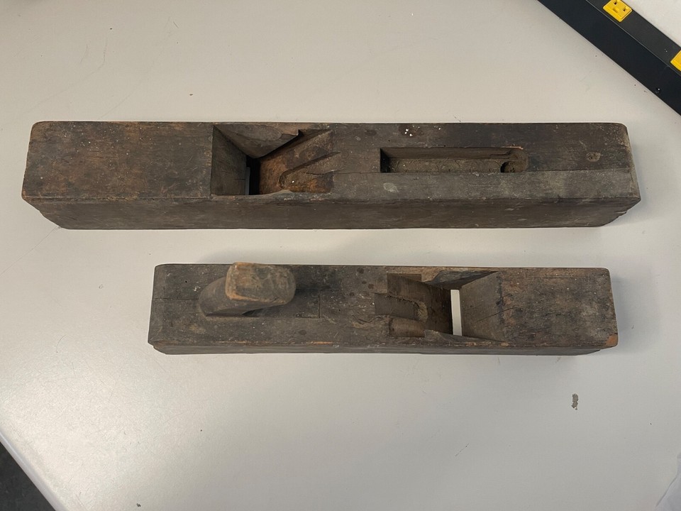 2 Antique Wooden Wood Block Plane Planer 22” & 16" Primitive Carpenter ...