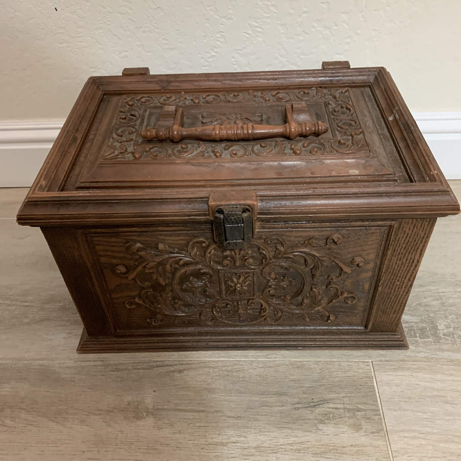 Vintage Max Klein Sewing Box With Tray Ornate Faux Wood Plastic w/ lots ...