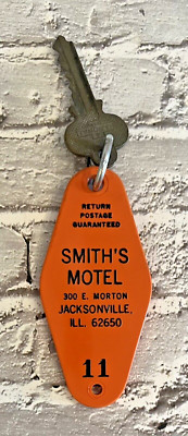 Vintage SMITH'S MOTEL Key Fob w/ Key Room 11 Jacksonville IL | eBay