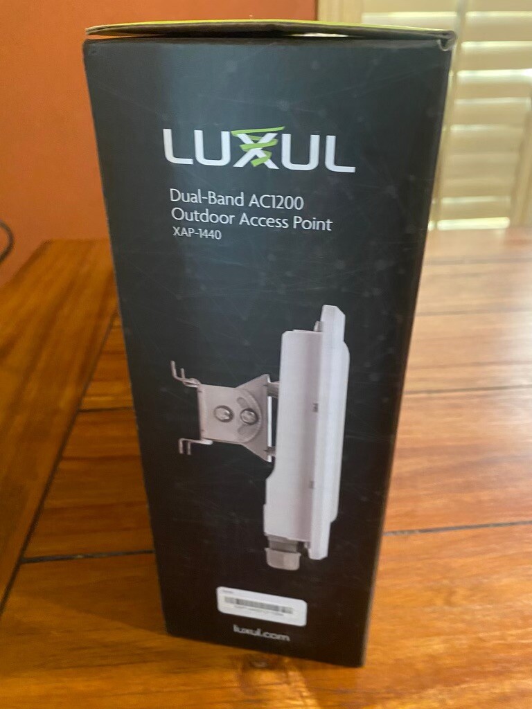 Luxul XAP-1440 High Power AC1200 Dual Band Outdoor Access Point for ...