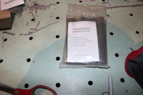 NOS USGI late Vietnam 1975 dtd 5.56 bandoleer kit w 14 strippers ...