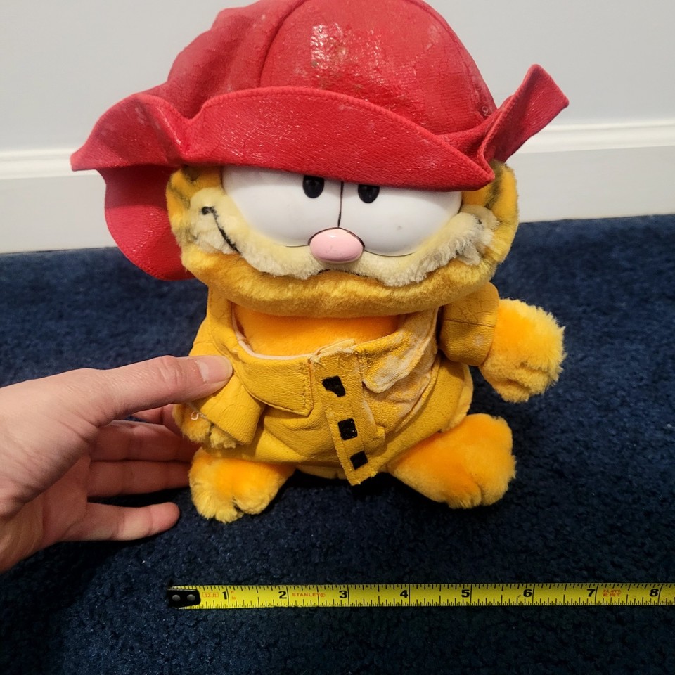 Vintage Garfield Plush Stuffed Animal 1978/81 G Brigade Fire Fighter ...