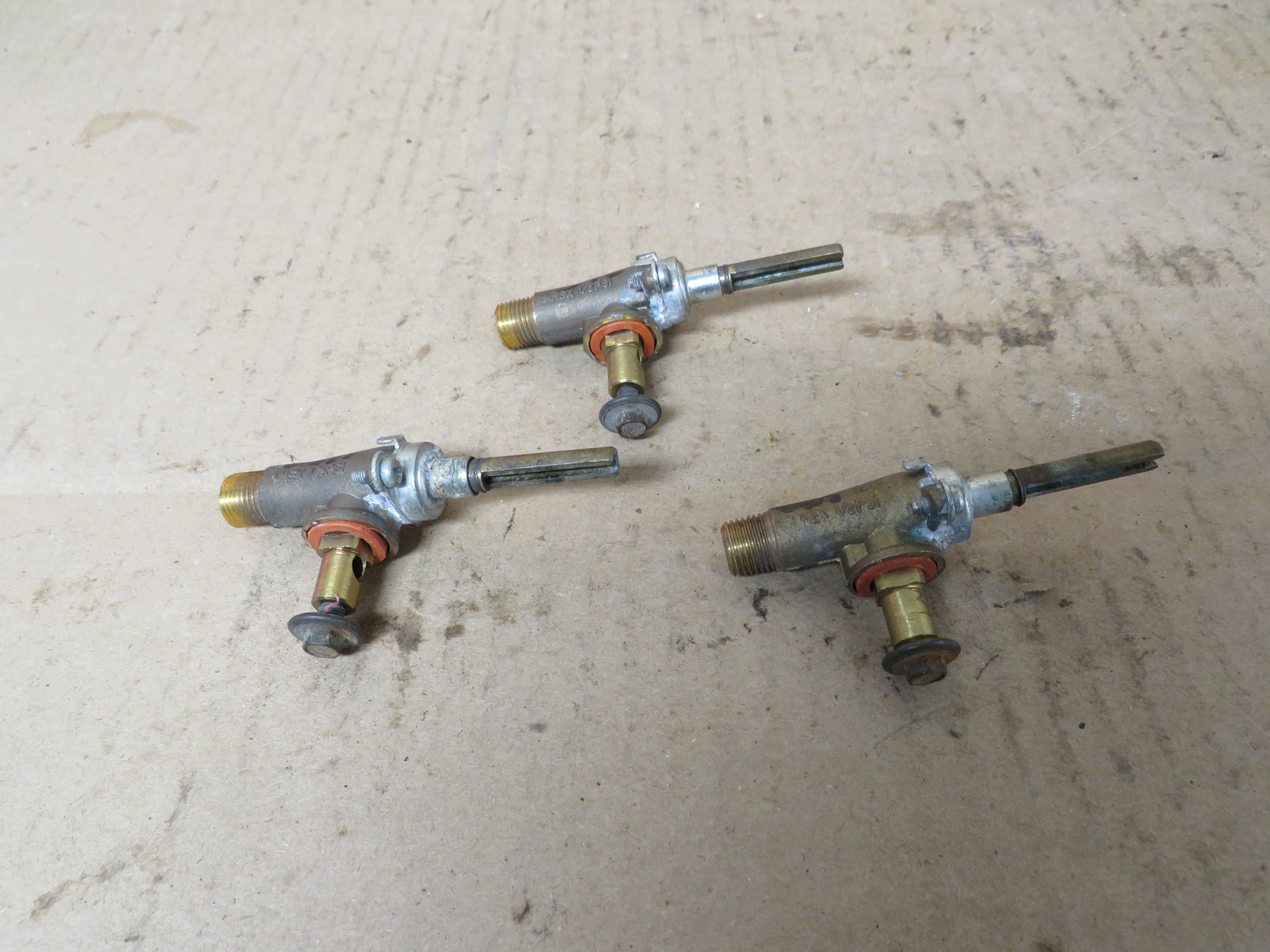 Whirlpool Range Gas Valve Set - 1Ea. Part # 9757218 8273004 W10170204 ...