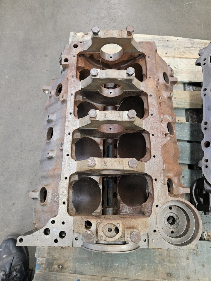 1973 Corvette Chevelle BBC 454 2 Bolt Main Engine Block 3999289 289 D-4 ...
