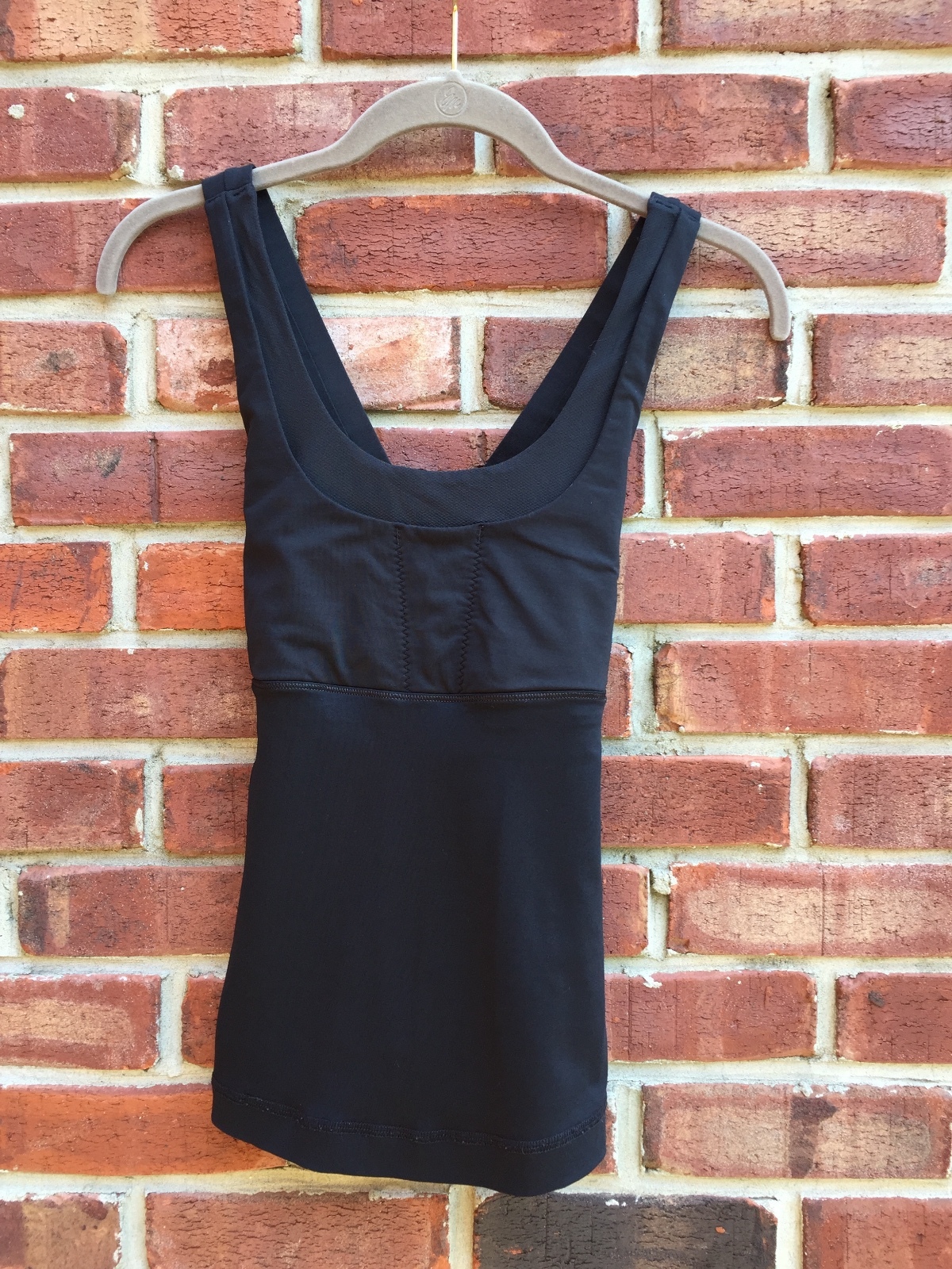 Lululemon Run Stuff Your Bra Black Mesh Criss Cross B… - Gem