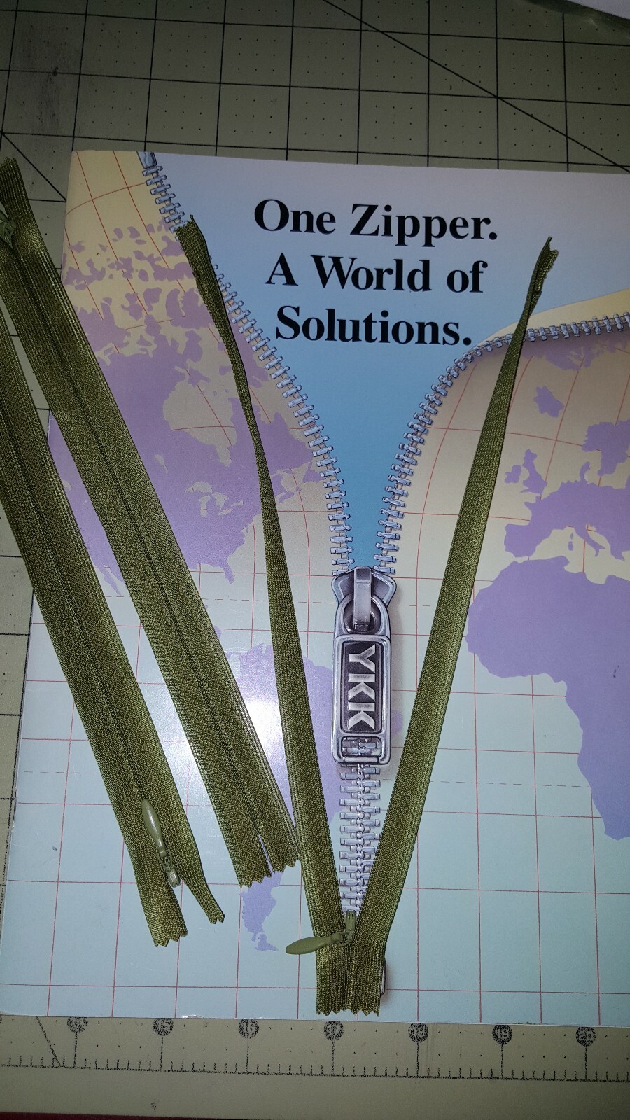 YKK Invisible Beulon #2.5 Non Separating Zippers 9 Inch Patina Green ...