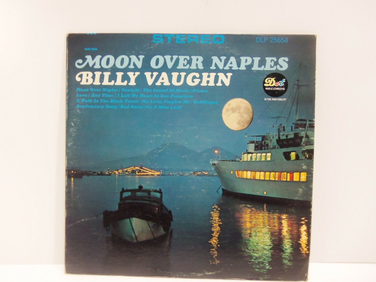 Moon Over Naples Naples Italy Full Moon Stock Photos Free