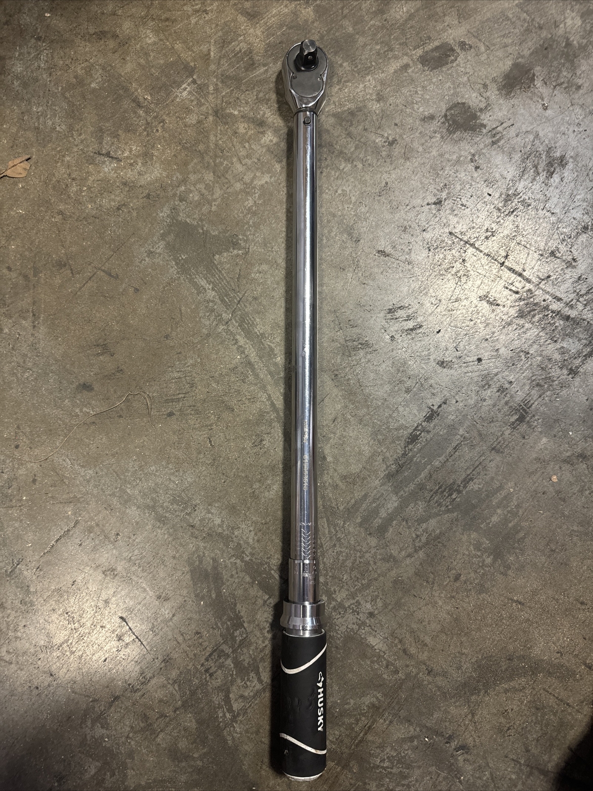 Husky 50 Ft lbs To 250 Ft lbs 1 2 In Drive Torque Wrench husky-50-ft-lbs-to-250-ft-lbs-1-2-in-drive-torque-wrench