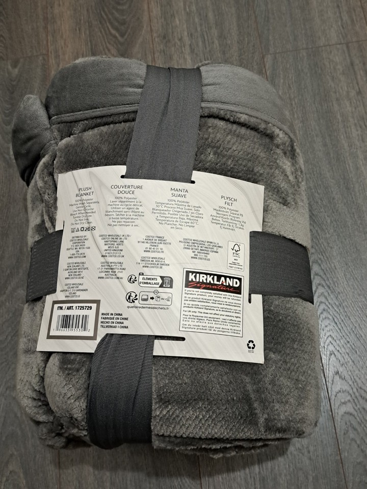 KIRKLAND SIGNATURE QUEEN GREY PLUSH BLANKET THROW OVER 248 X 233 CM 98 ...