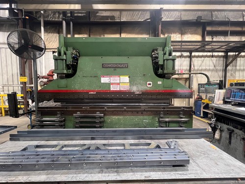 230 TON CINCINNATI HYDRAULIC PRESS BRAKE, FORMASTER II x 10, 16 ...