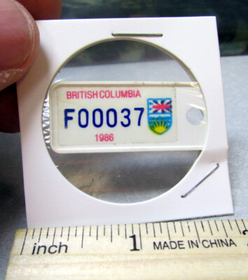 1986 British Columbia Canada F00037 Mini License Plate tag key chain ...