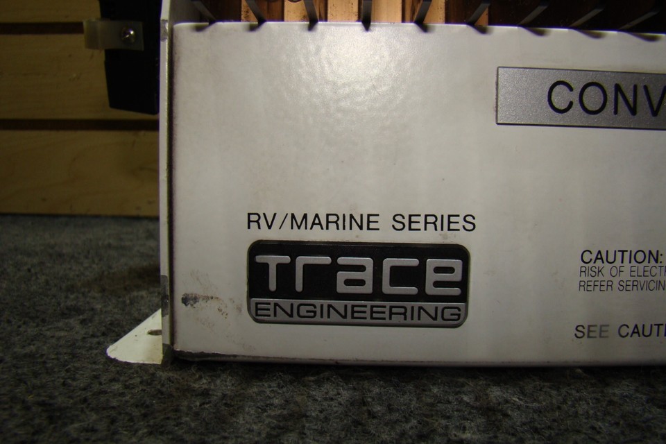 USED RV TRACE ENGINEERING 2.6KW HIGH EFFICIENCY POWER INVERTER M ...