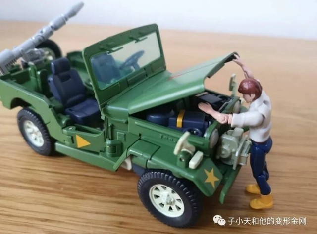 Takara Tomy Transformers Masterpiece MP-47 Hound Action Figure for sale ...