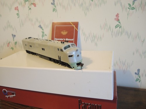 BROADWAY LIMITED HO E-7 A (UNDECORATED) DIESEL LOCOMOTIVE ) PARAGON ...