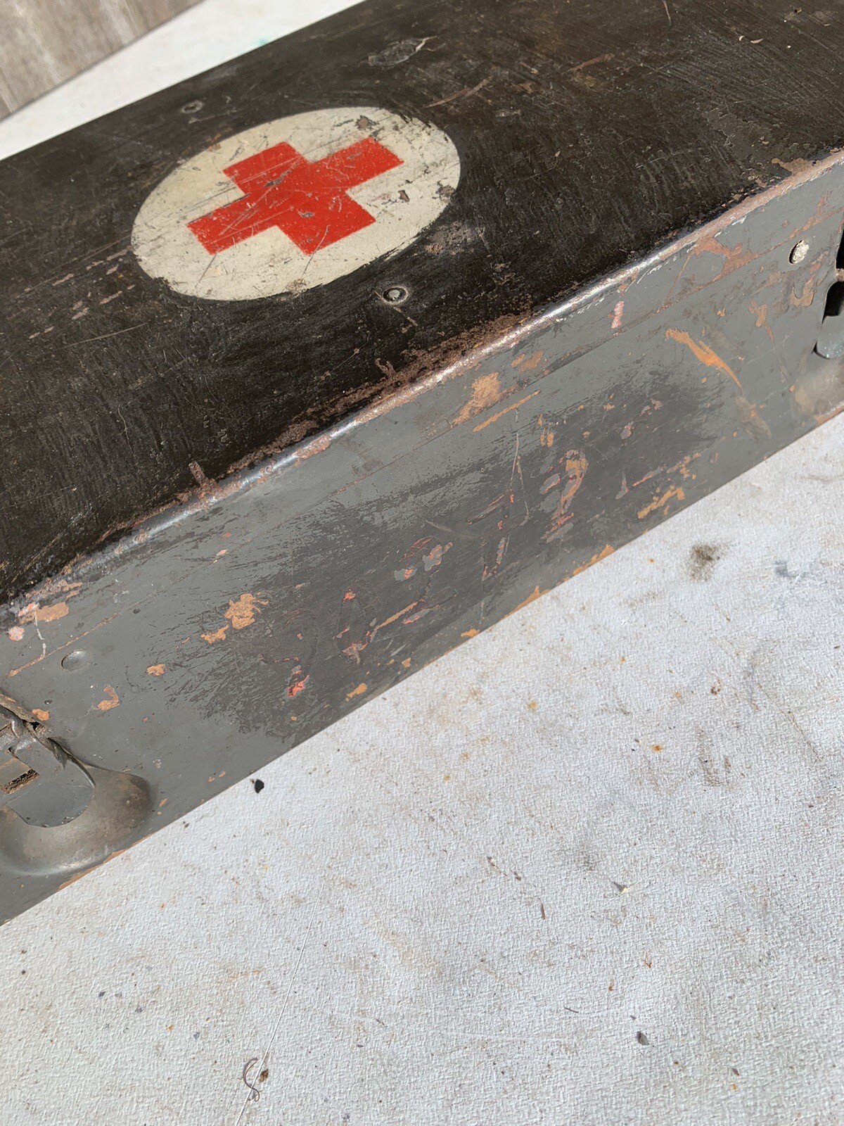 WW2 German Army Sanitar Verbandkasten Wehrmacht First Aid Box Vehicle ...