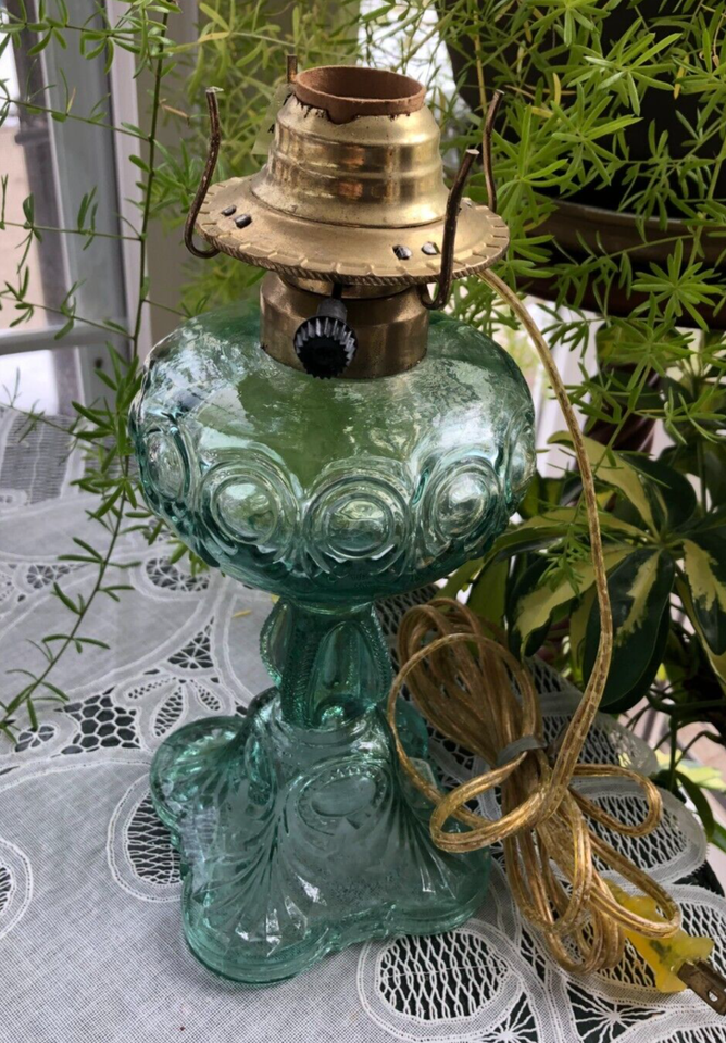 ANTIQUE REPRODUCTION OIL LAMP - CORDED ELECTRIC - green w/ circles | eBay