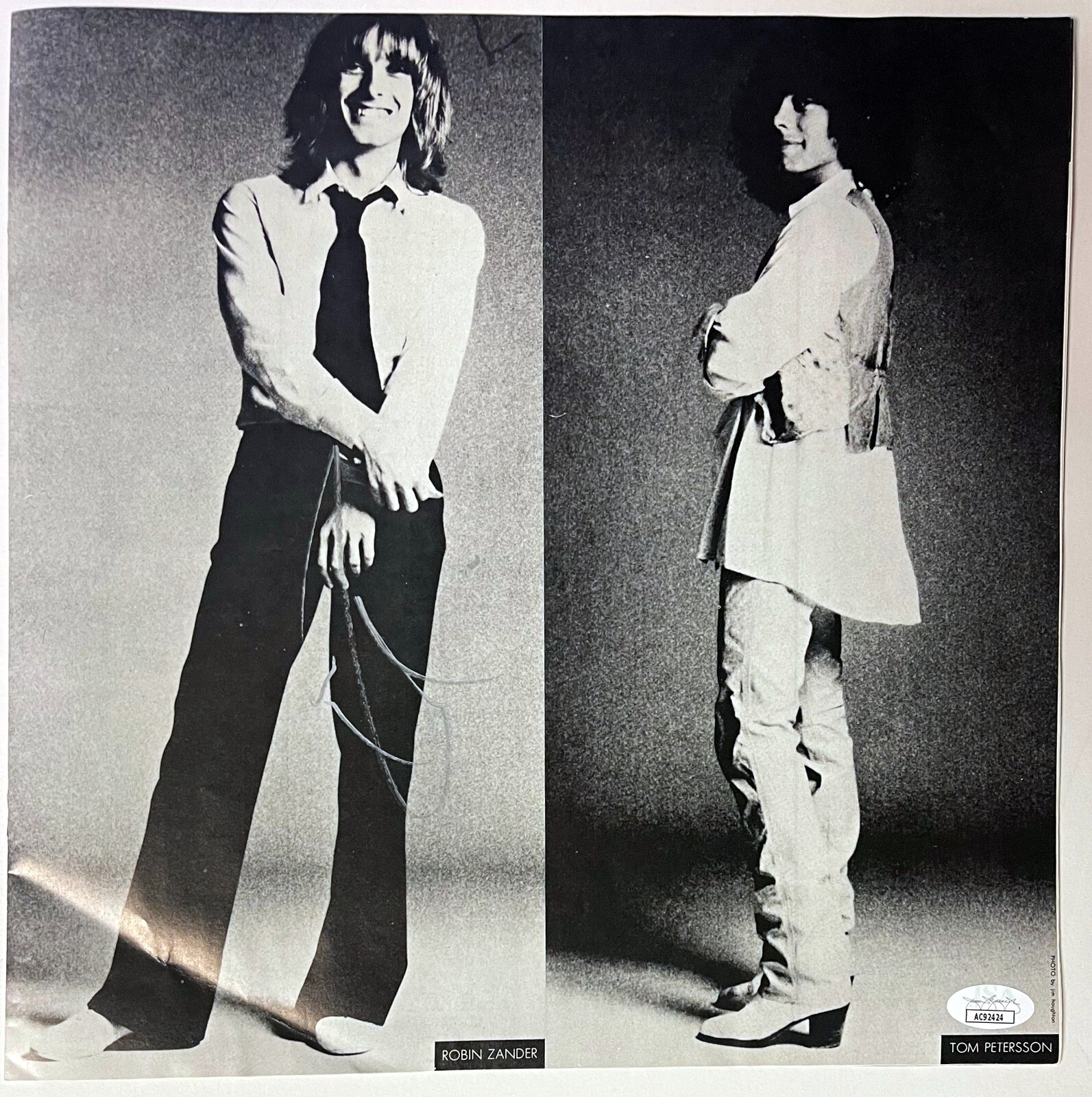 Robin Zander signed Cheap Trick 1978 Cheap Trick at Budokan Album ...