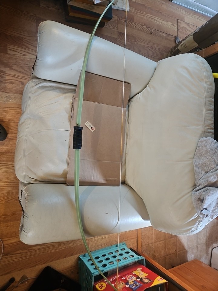 old vintage york bow 25 lbs length 64 | eBay