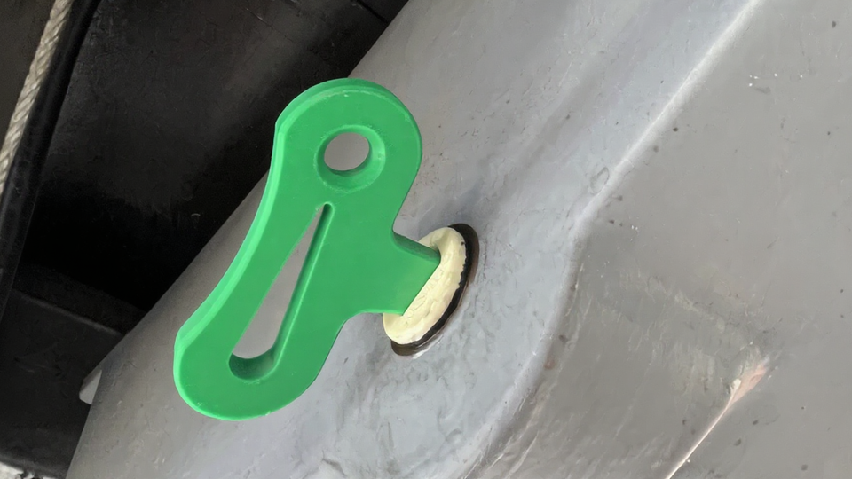 Bung Key – BUNG-M8 | Universal Screw Bung Remover Tool for Easy ...