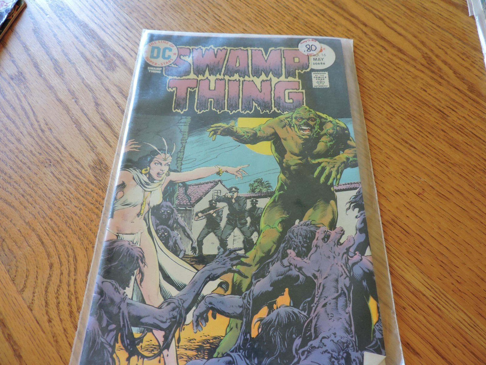 Swamp Thing 16 VG-FN -- "Night of the Walking Dead!" Redondo Art DC ...