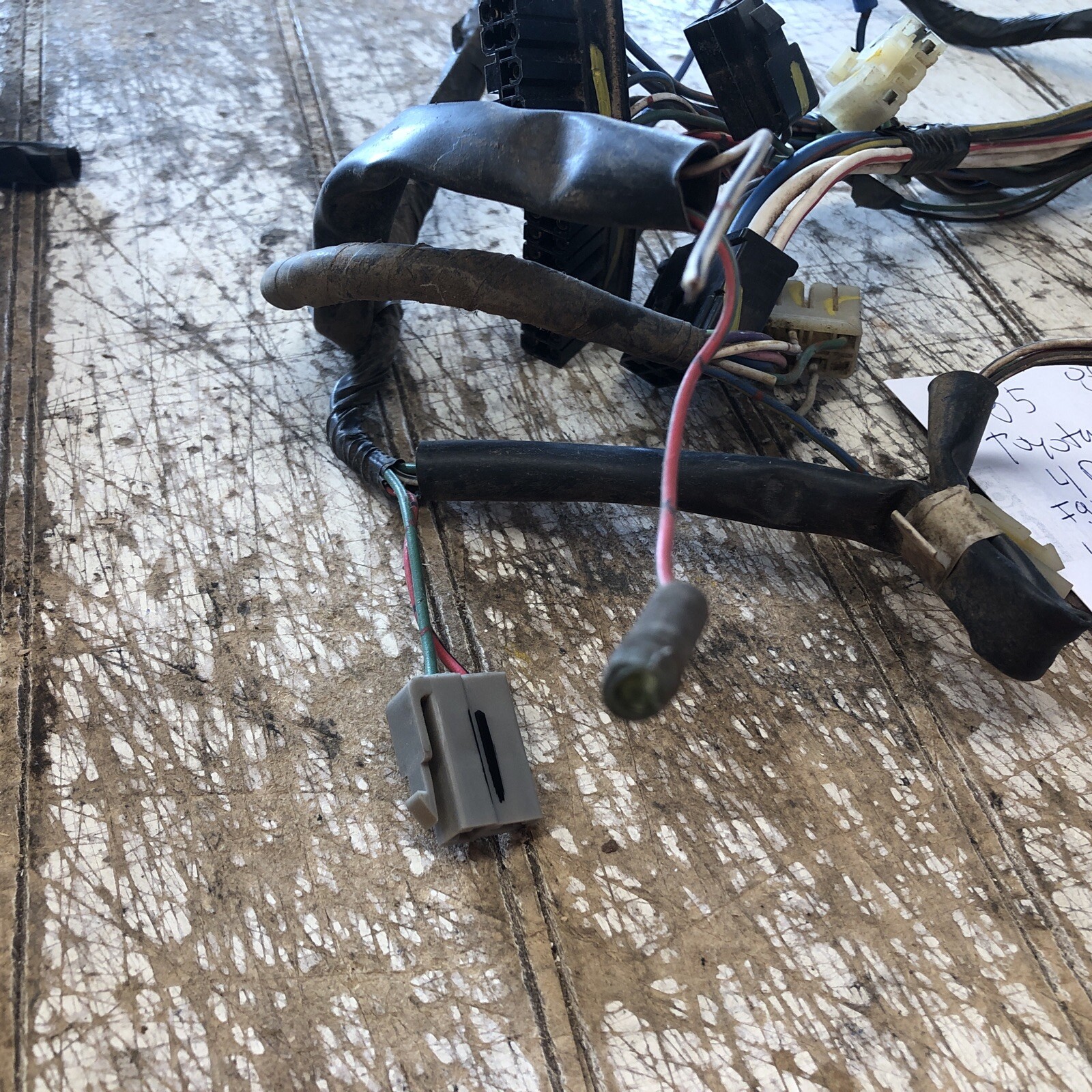 1985-1986 Toyota Truck / 4Runner 22R 22RE Ignition Switch Wiring ...