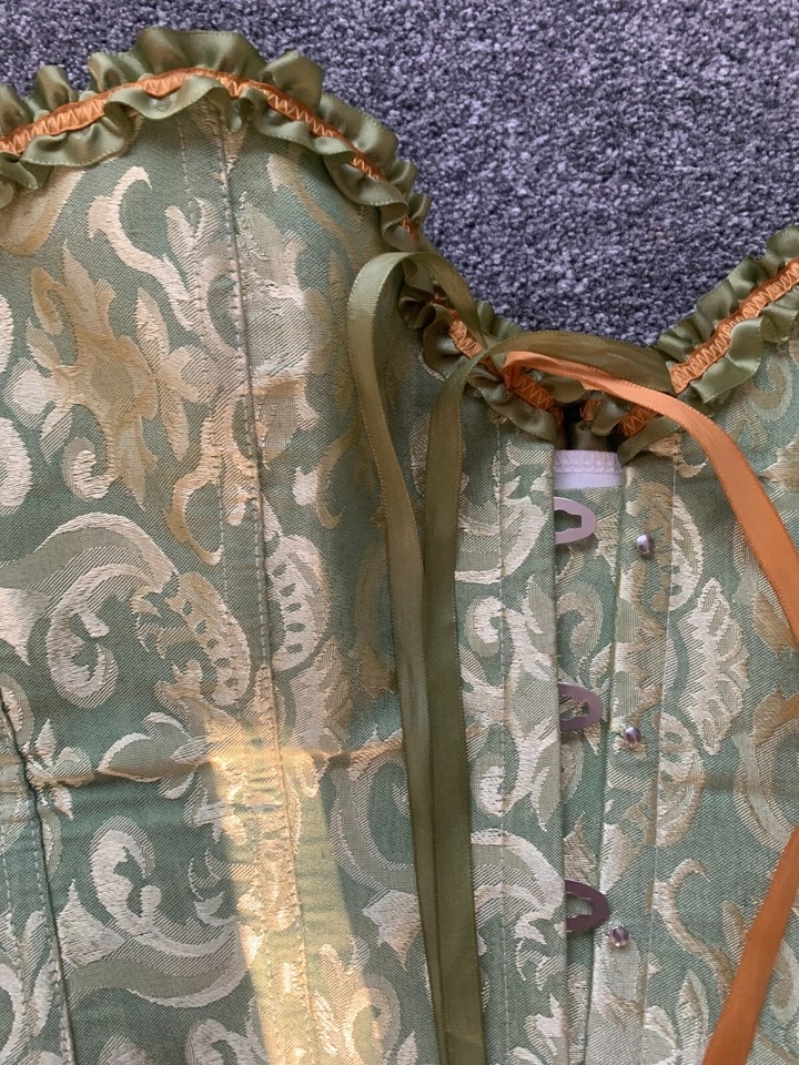 PRINCESS FIONA SHREK FANCY DRESS OUTFIT WIG BASQUE CROWN. | eBay UK