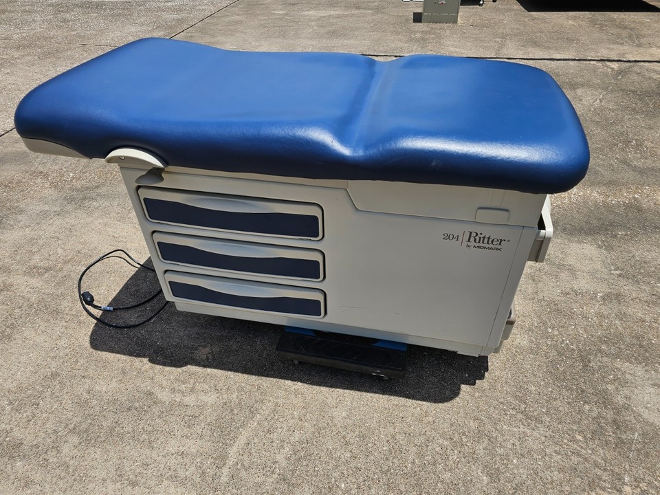 Midmark - Ritter 204 Exam Table and Stool | eBay