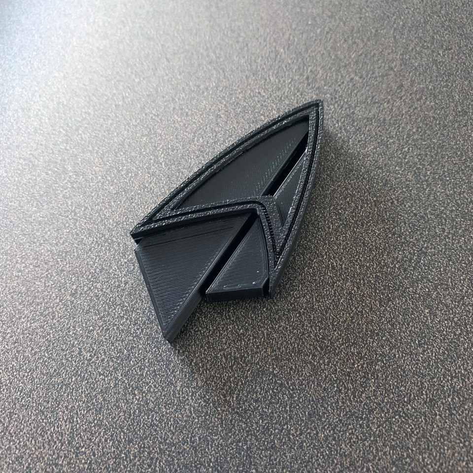 Star Trek Picard (Section 31 Variant) - Combadge with Accessible ...